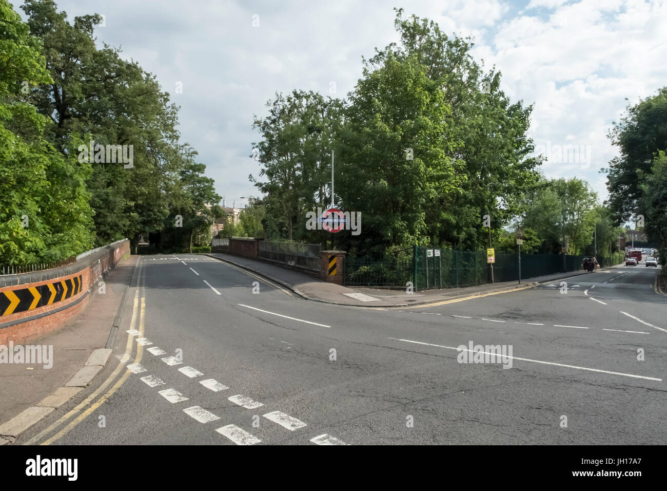 Epping station hi-res stock photography and images - Alamy