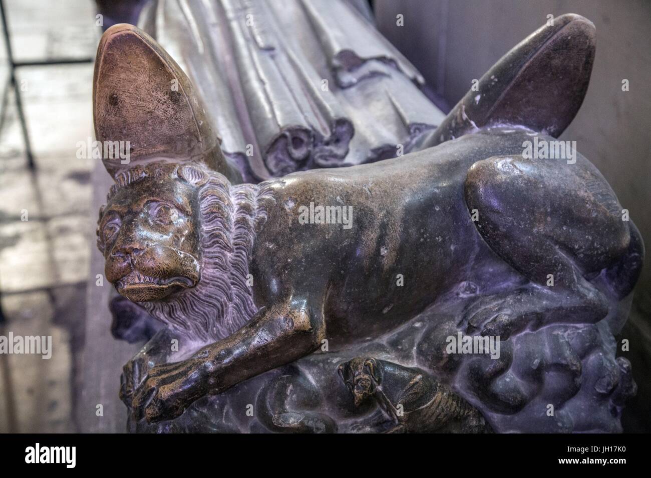 Grave rouen hi-res stock photography and images - Alamy