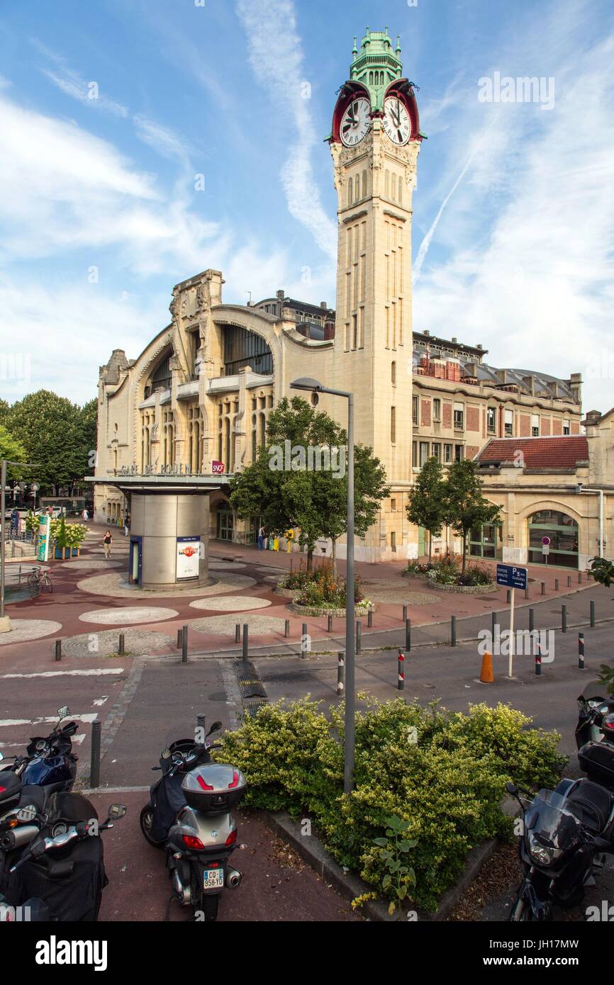 Rouen railway station hi-res stock photography and images - Alamy
