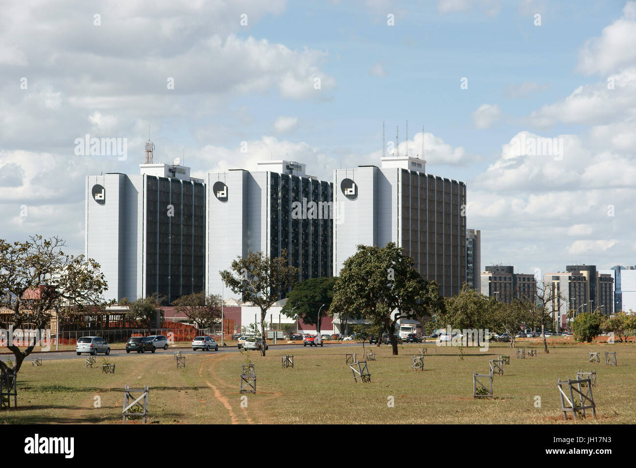 Buildings, square, city, Distrito Federal, Brasília, Brazil Stock Photo ...