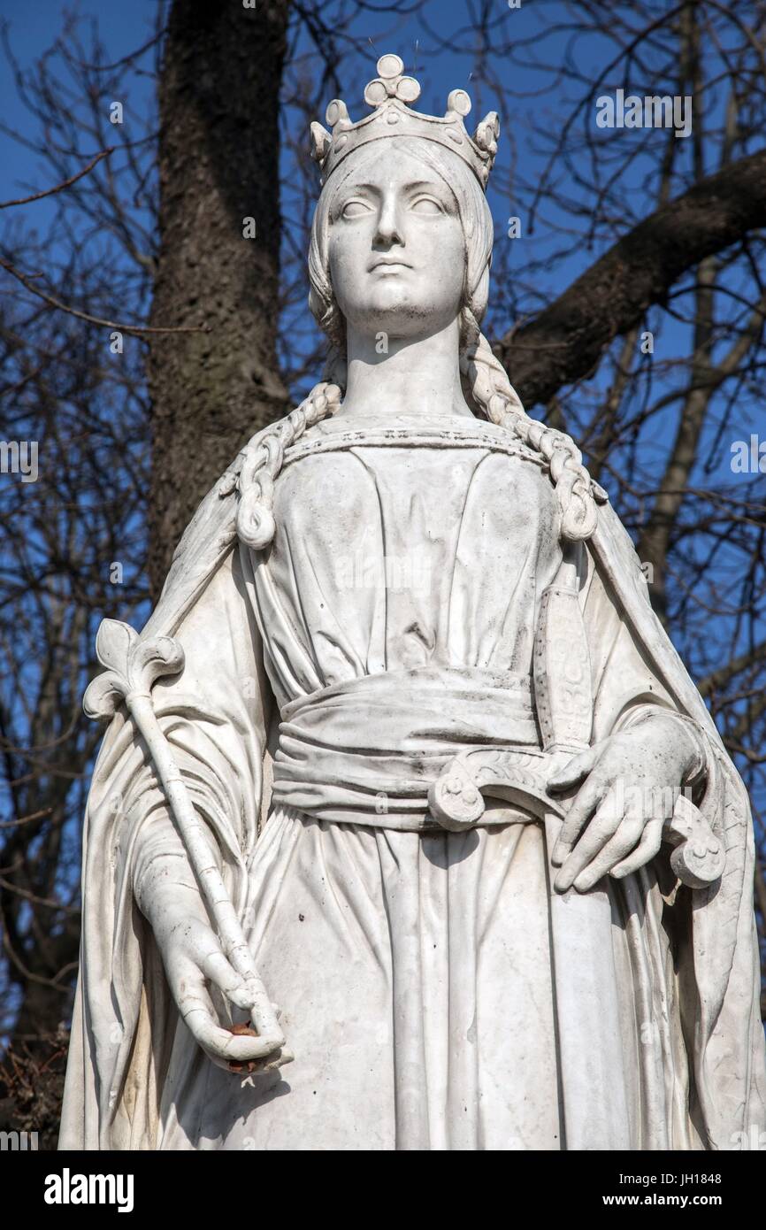 Queen matilda statue paris hi-res stock photography and images - Alamy