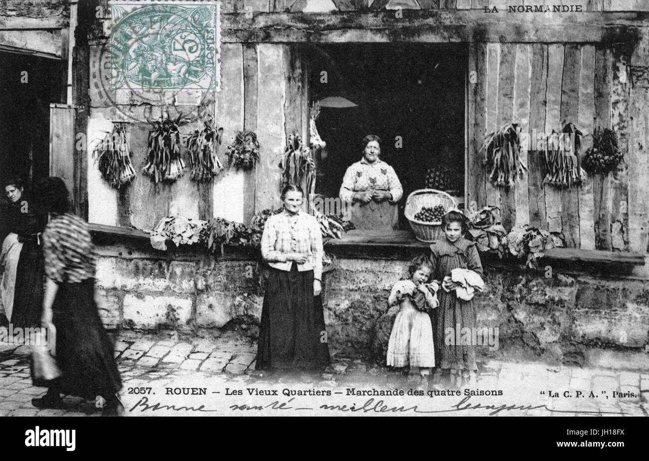 COLLECTION OF OLD POSTCARDS Stock Photo - Alamy