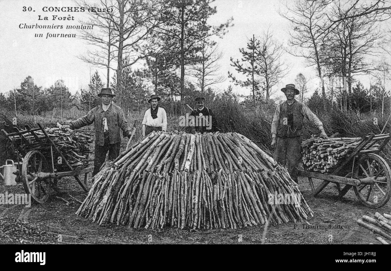 COLLECTION OF OLD POSTCARDS Stock Photo - Alamy