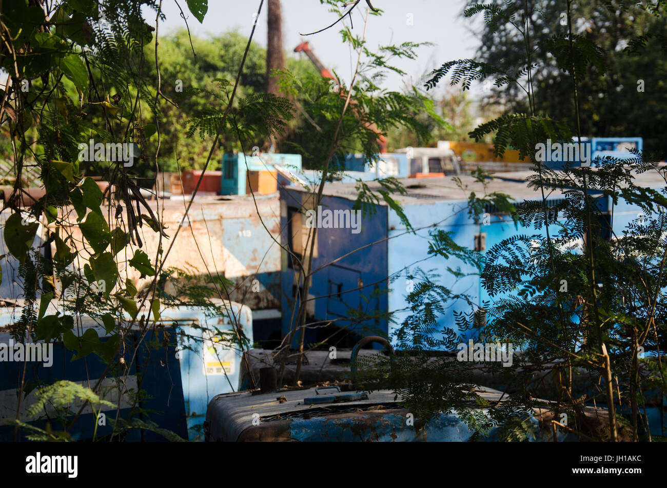 Machine graveyard hi-res stock photography and images - Alamy