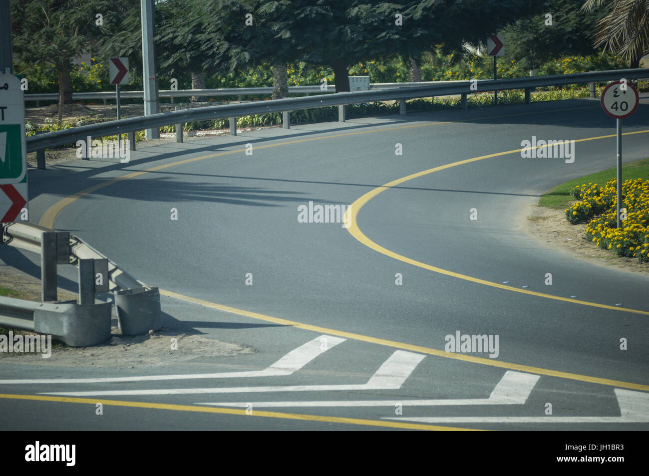 Empty city highway hi-res stock photography and images - Alamy