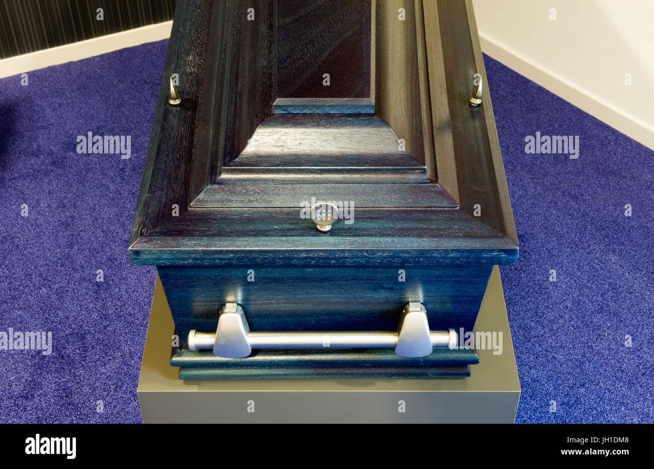 A blue coffin in a morgue Stock Photo - Alamy