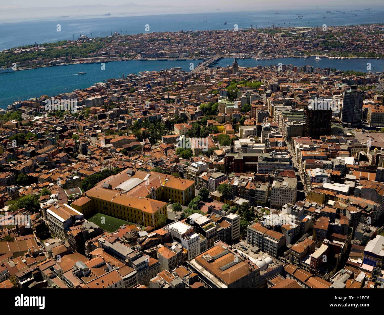 Galatasaray square hi-res stock photography and images - Alamy