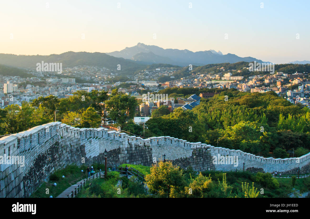Hanyang doseong hi-res stock photography and images - Alamy