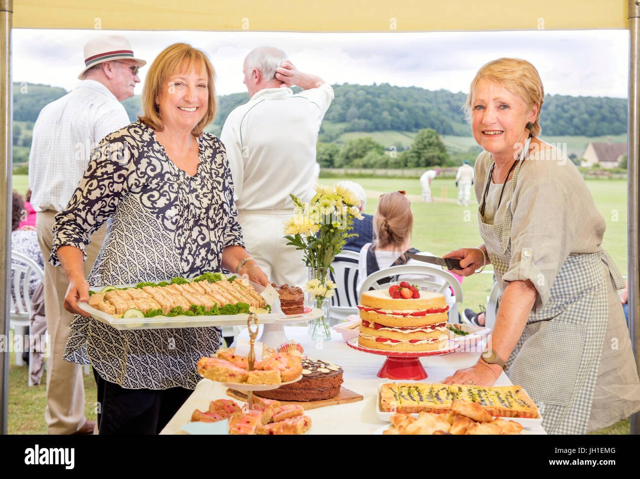 Cricket tea hi-res stock photography and images - Alamy