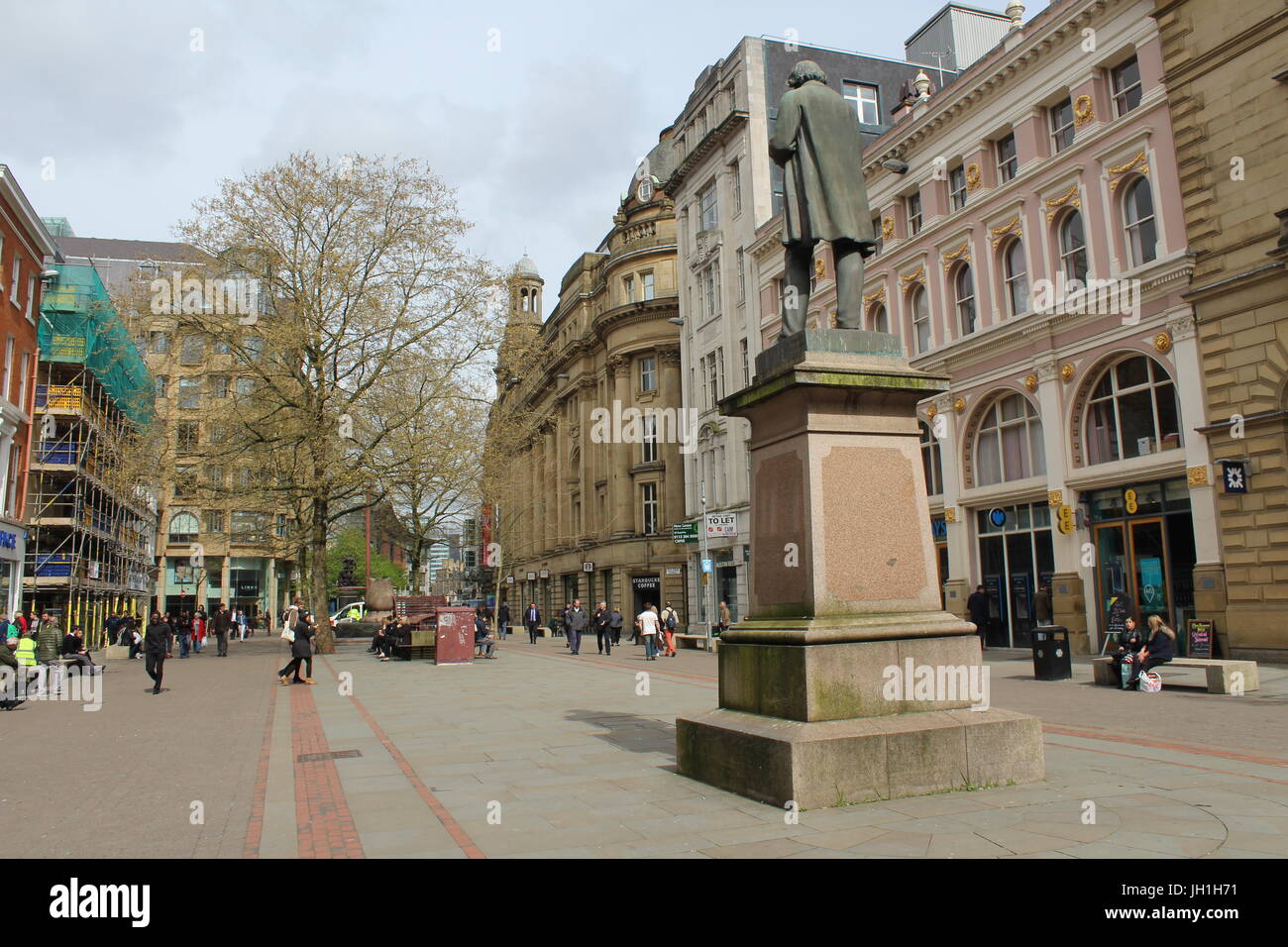 Cobden statue hi-res stock photography and images - Alamy
