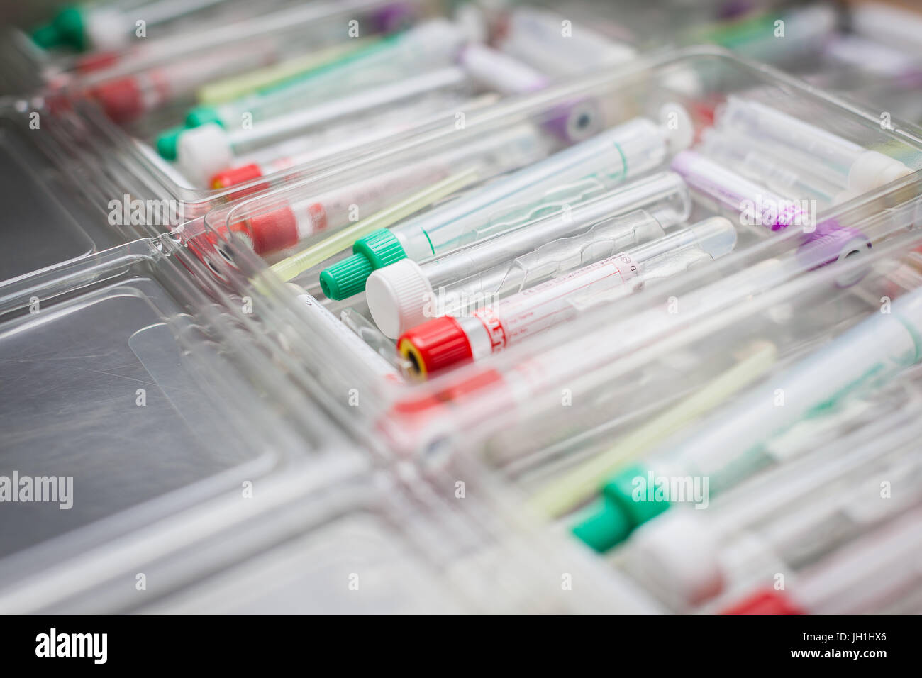 Chemistry kits hi-res stock photography and images - Alamy