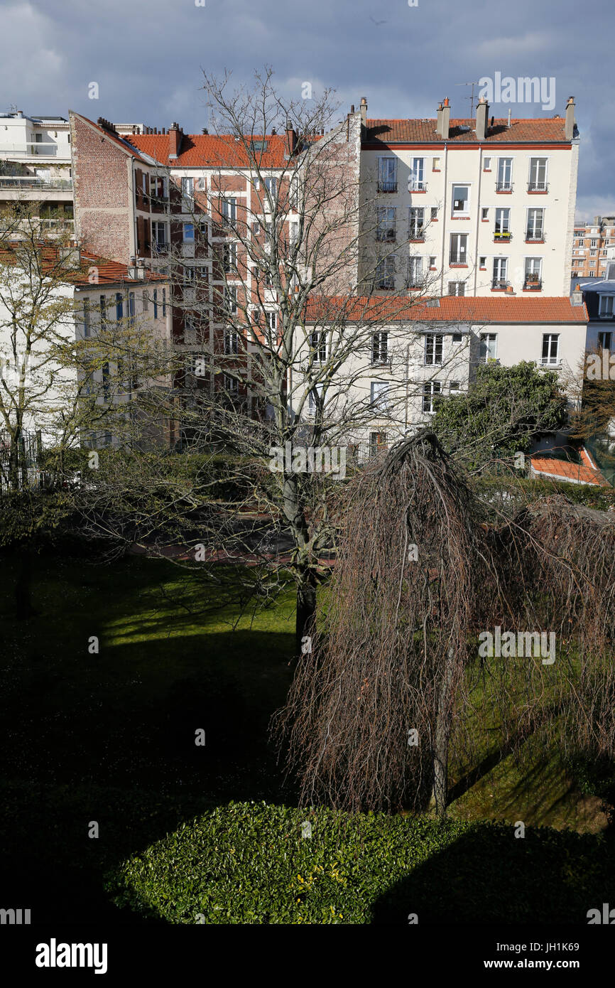 Montrouge Paris Stock Photos & Montrouge Paris Stock Images - Alamy
