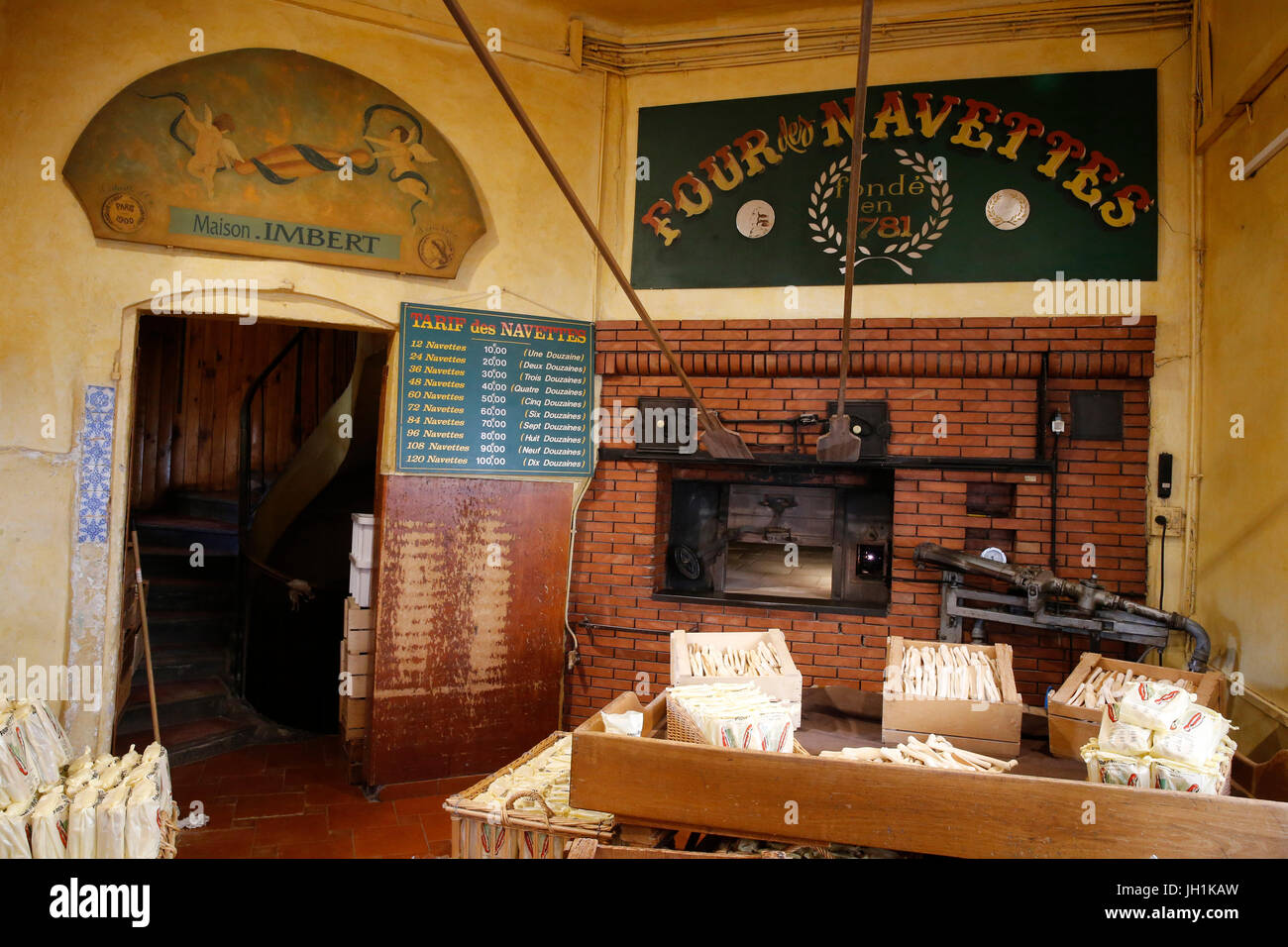 Traditional biscuit shop in Marseille. France Stock Photo - Alamy