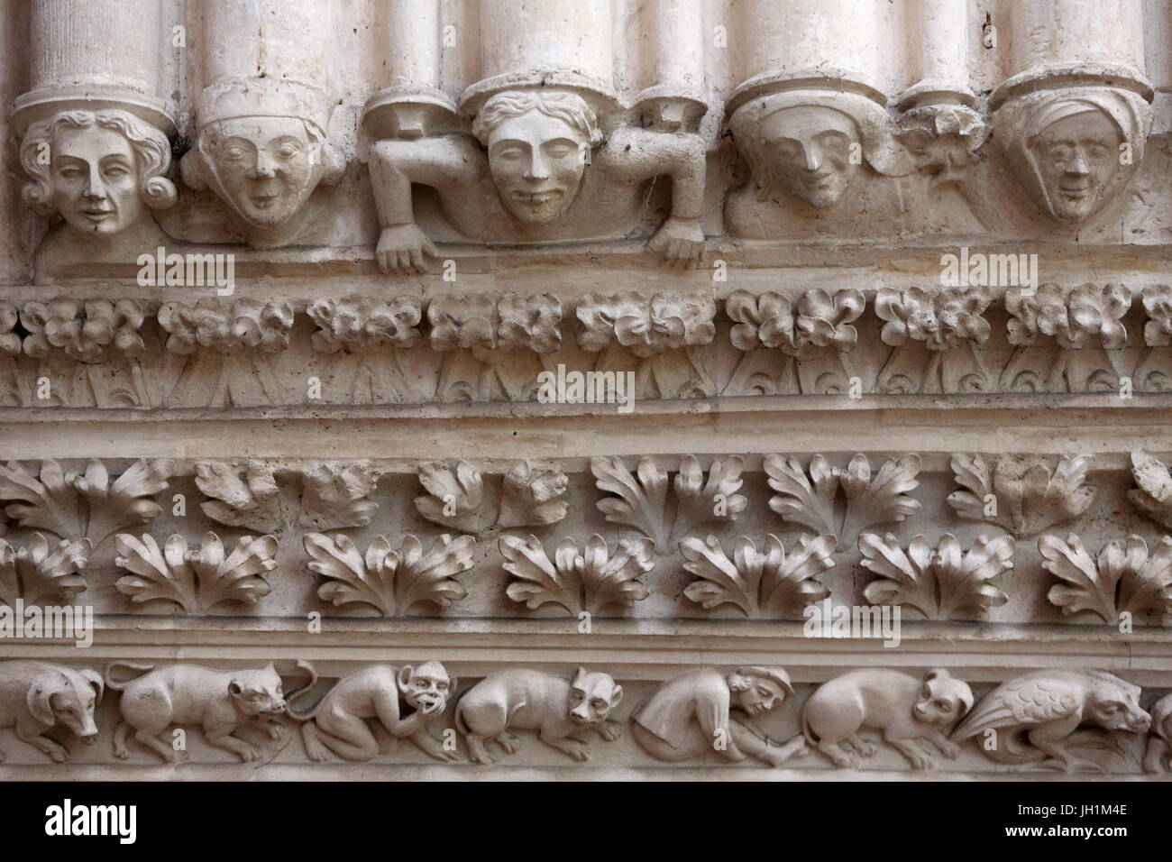 Notre Dame de Sees cathedral. Chancel sculptures. France Stock Photo ...