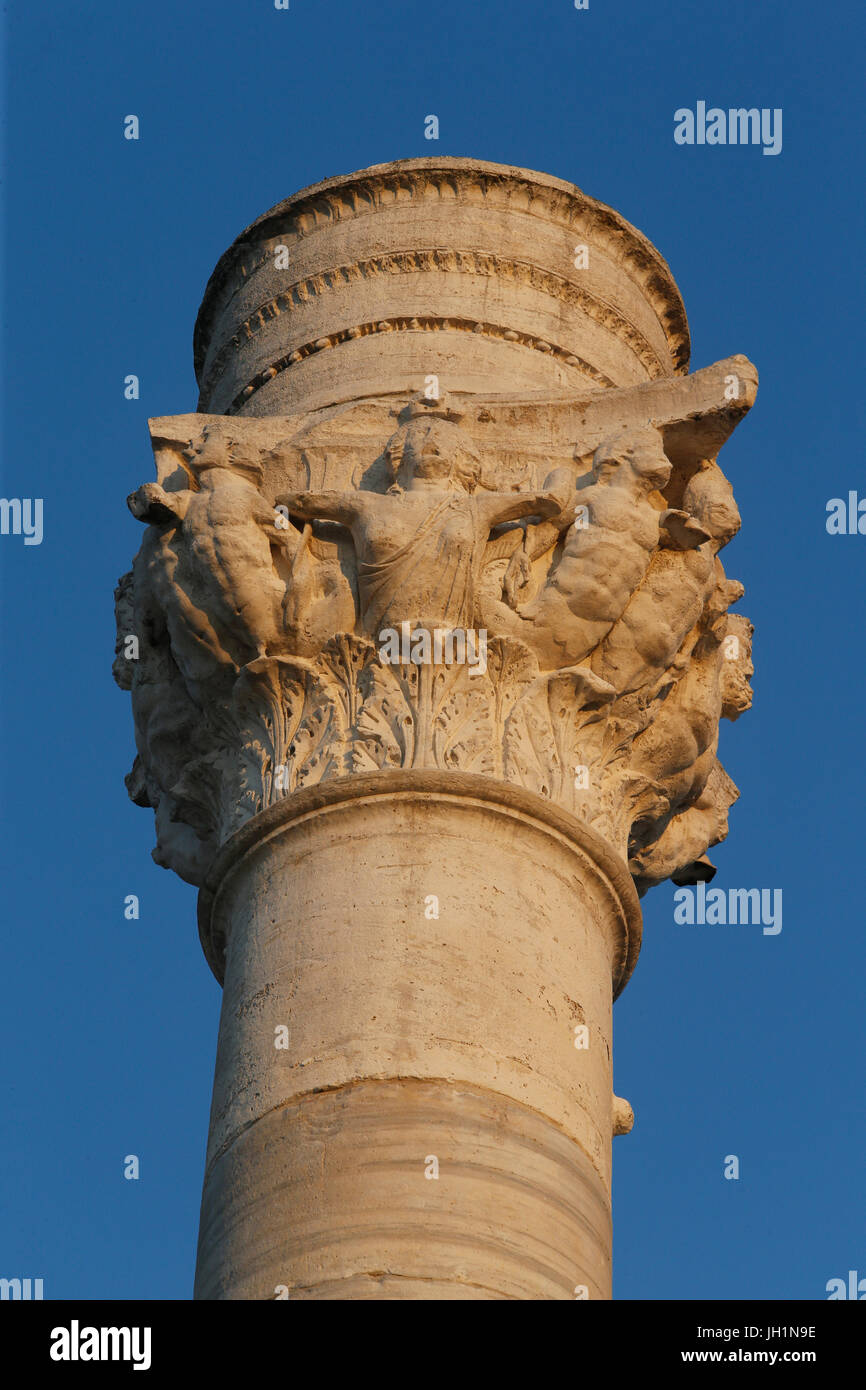 Roman column hi-res stock photography and images - Alamy