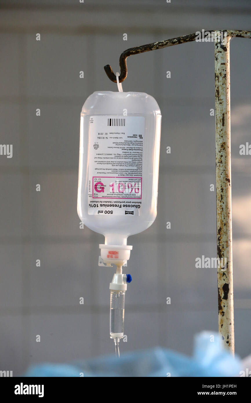 Africa. Sotouboua hospital. Operating theater. Glucose drip. Togo Stock ...