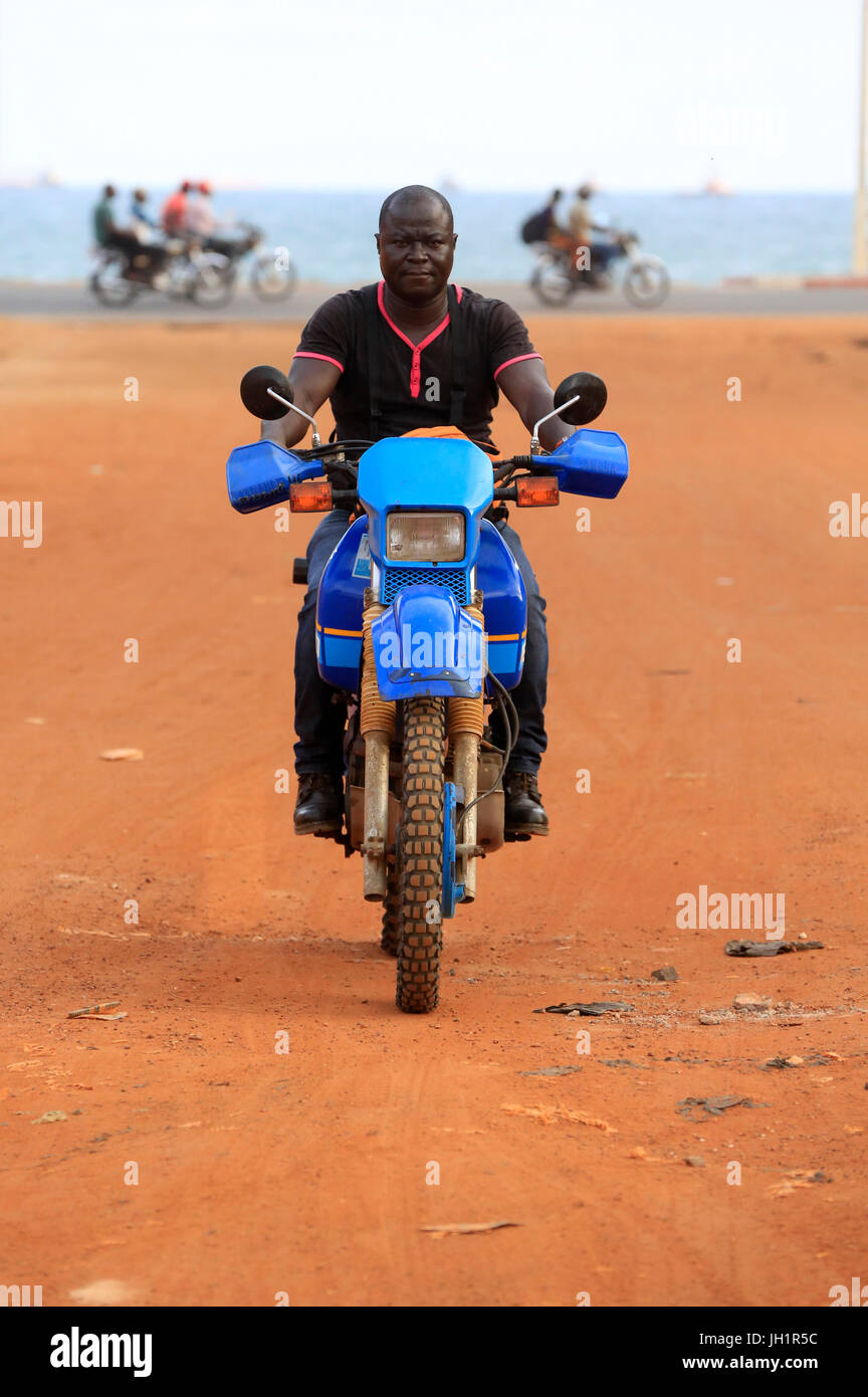Man riding motorcycle hi-res stock photography and images - Alamy