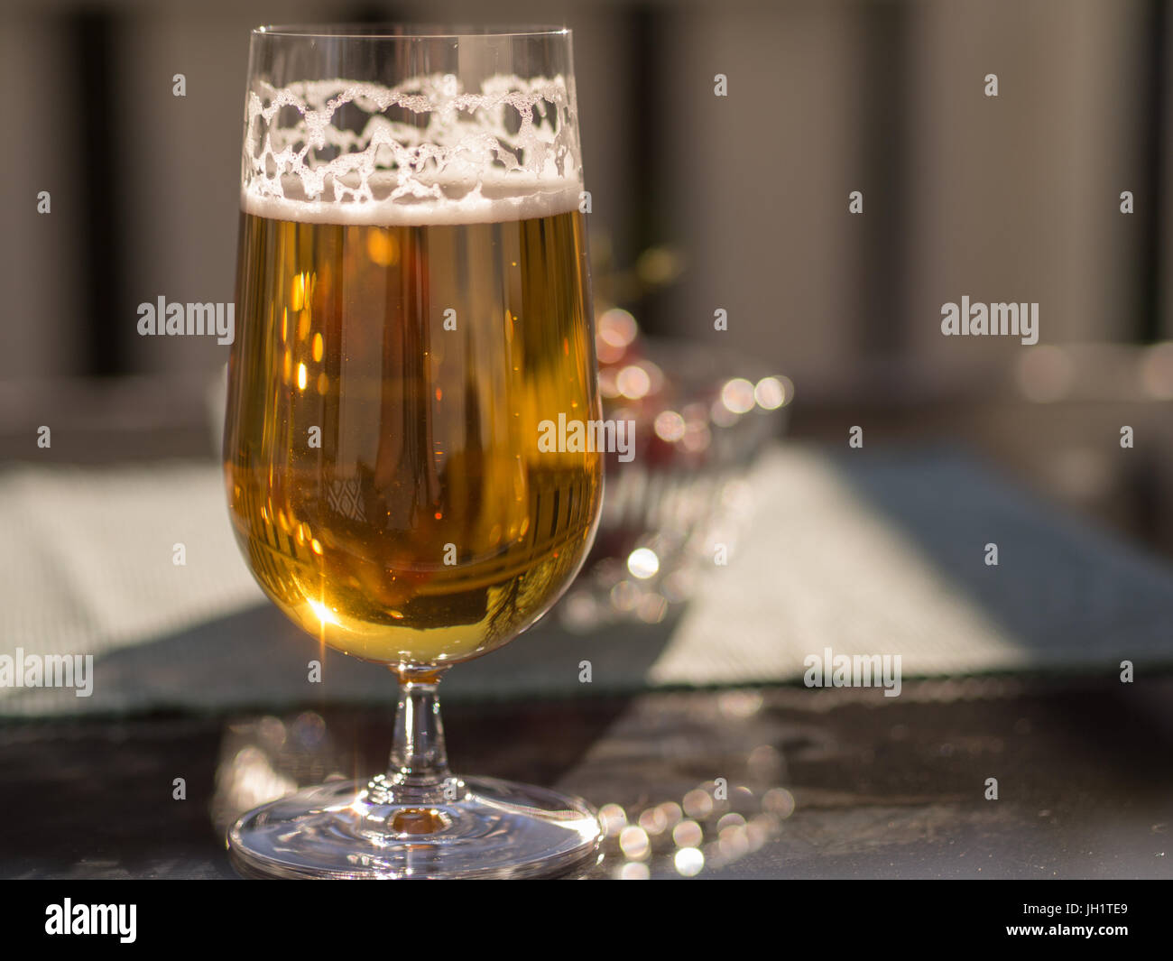 Beer in the sun hi-res stock photography and images - Alamy