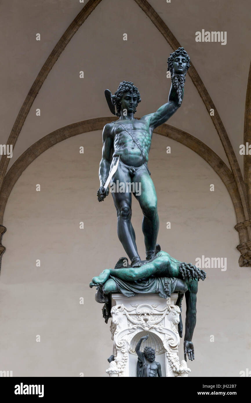 Perseus head medusa hi-res stock photography and images - Alamy
