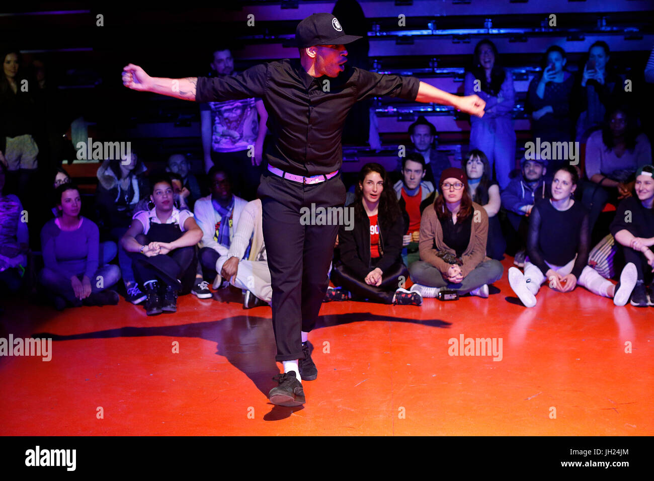 Hip hop dancer. Paris. France Stock Photo - Alamy