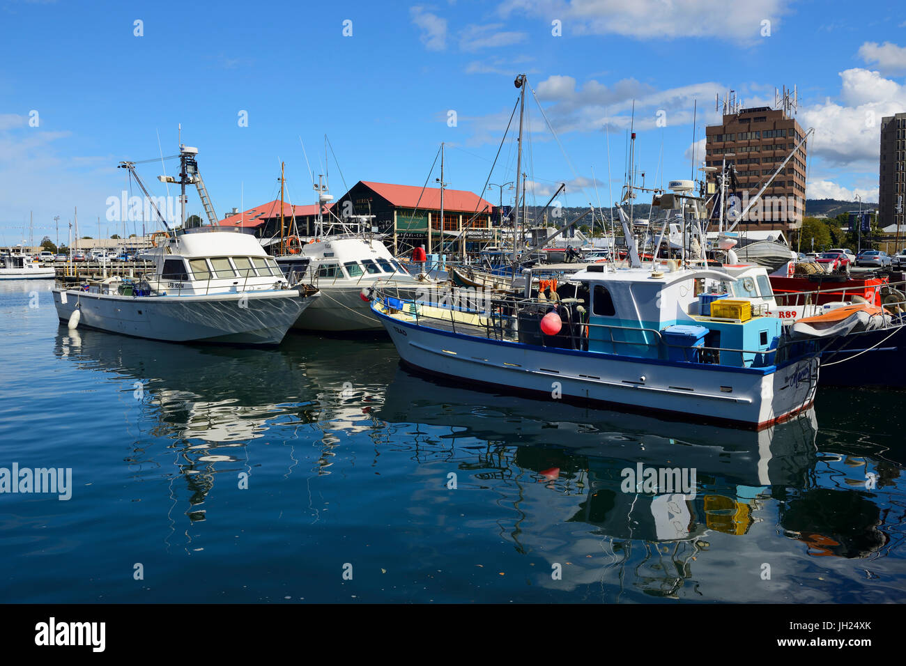 Fishing boats in Hobart harbour in Tasmania, Australia Stock Photo - Alamy Fishing boats in Hobart harbour in Tasmania, Australia Stock Photo - Alamy