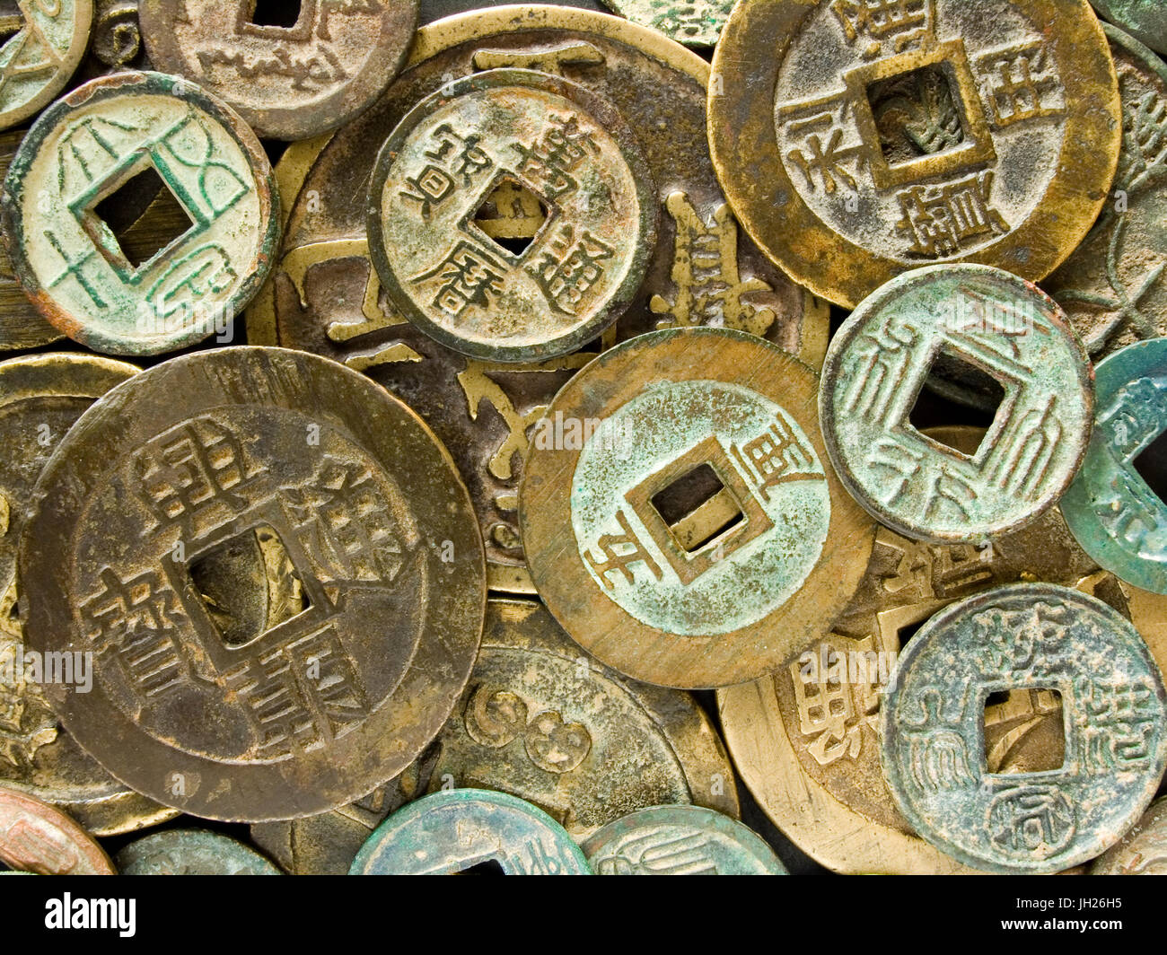 Chinese currency coins hi-res stock photography and images - Alamy