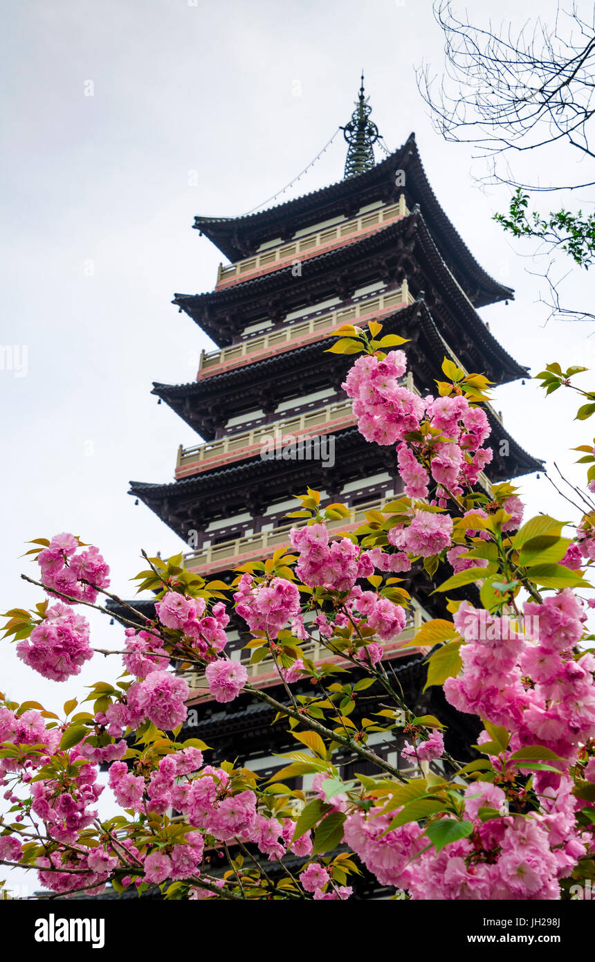 Daming Temple, Yangzhou, Jiangsu province, China, Asia Stock Photo - Alamy
