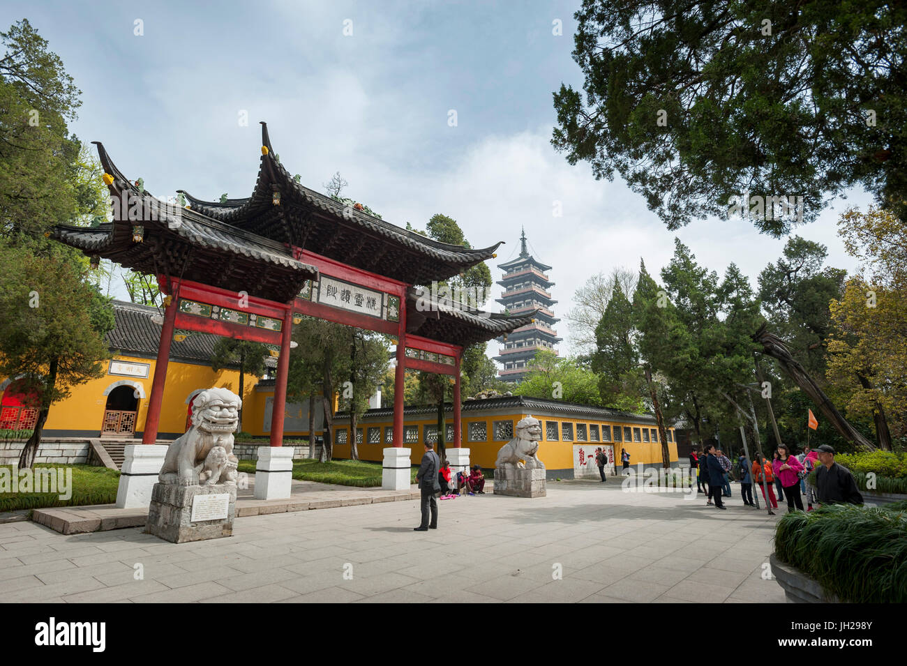 Daming Temple, Yangzhou, Jiangsu province, China, Asia Stock Photo - Alamy