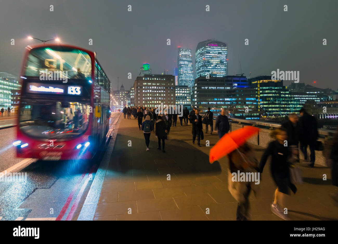 London bridge london hi-res stock photography and images - Alamy