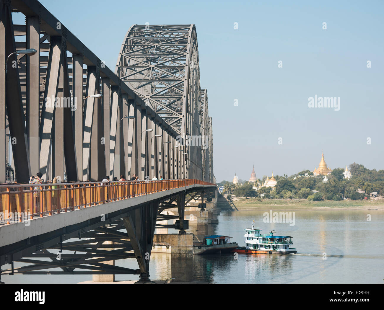 Sagaing Bridge, Mandalay, Mandalay Region, Myanmar (Burma), Asia Stock ...