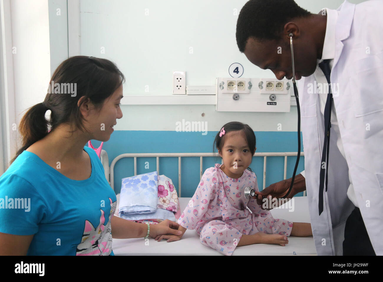 The Heart Institute offer high-quality care to Vietnamese patients ...