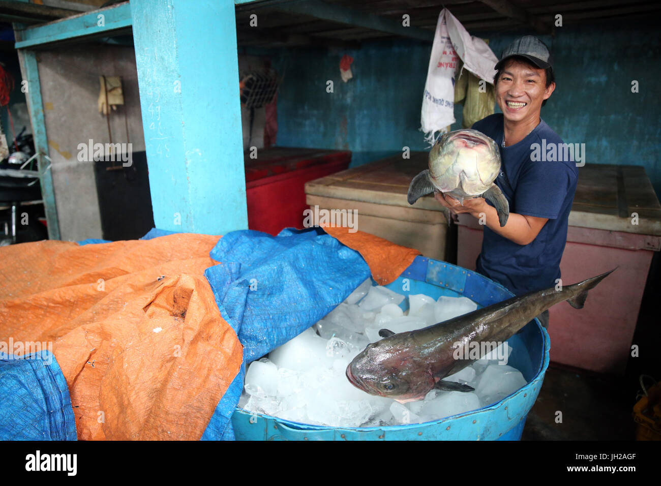 Vung Tau fish market. Vietnam Stock Photo - Alamy