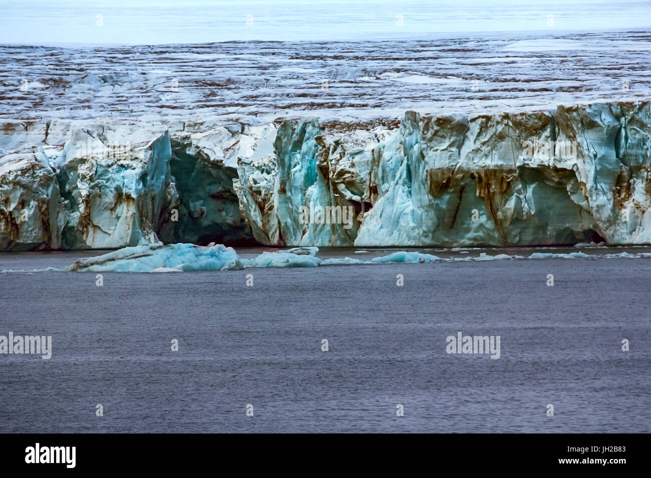 Terra deadly (completely devoid of life). 40-metres wall of glacier ...