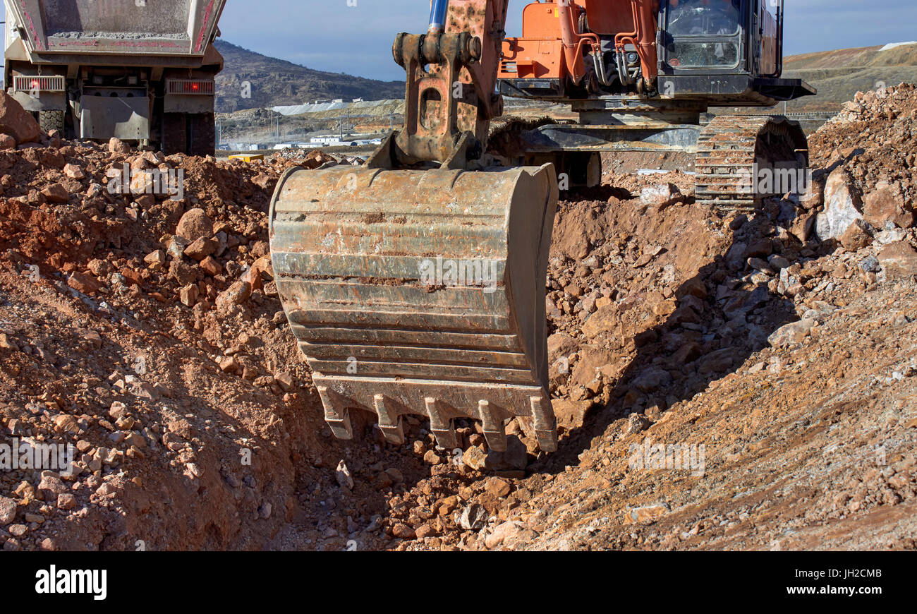 Bulldozer,Bulldozer in the process Stock Photo - Alamy