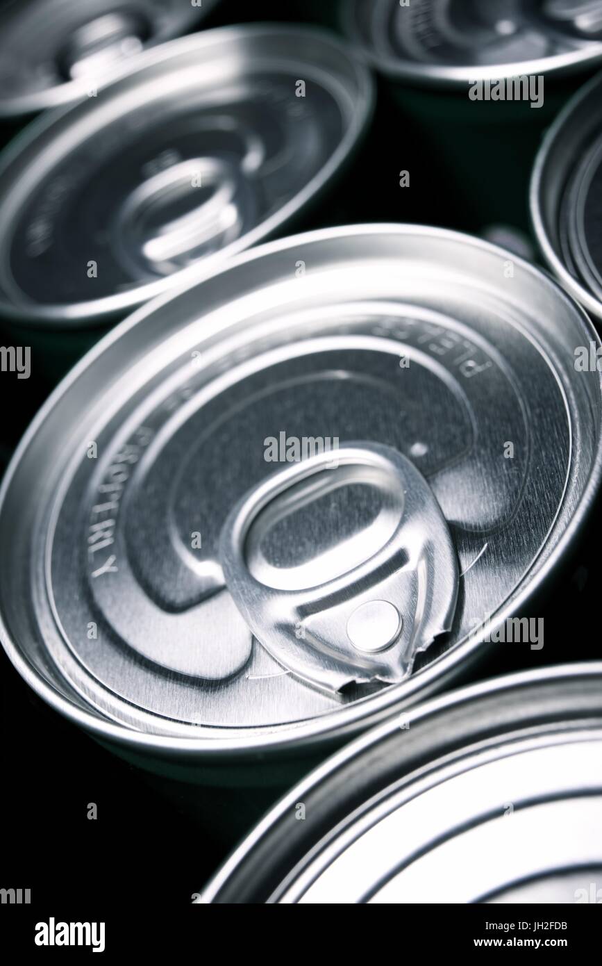 Closeup of a group of aluminium cans Stock Photo - Alamy