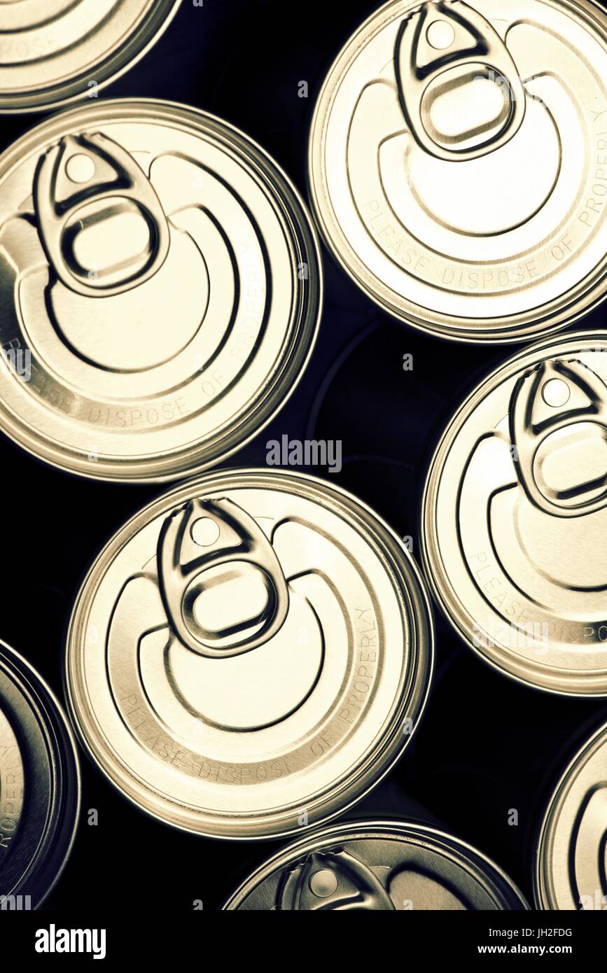 Closeup of a group of aluminium cans Stock Photo - Alamy