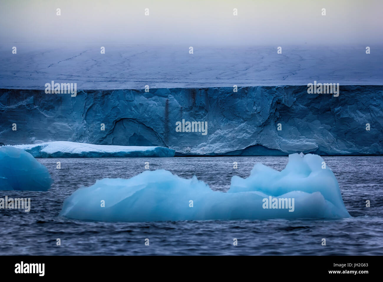 Wall of Ice sheet glacier (zone of ablation). Franz-Joseph Land, Rudolf ...