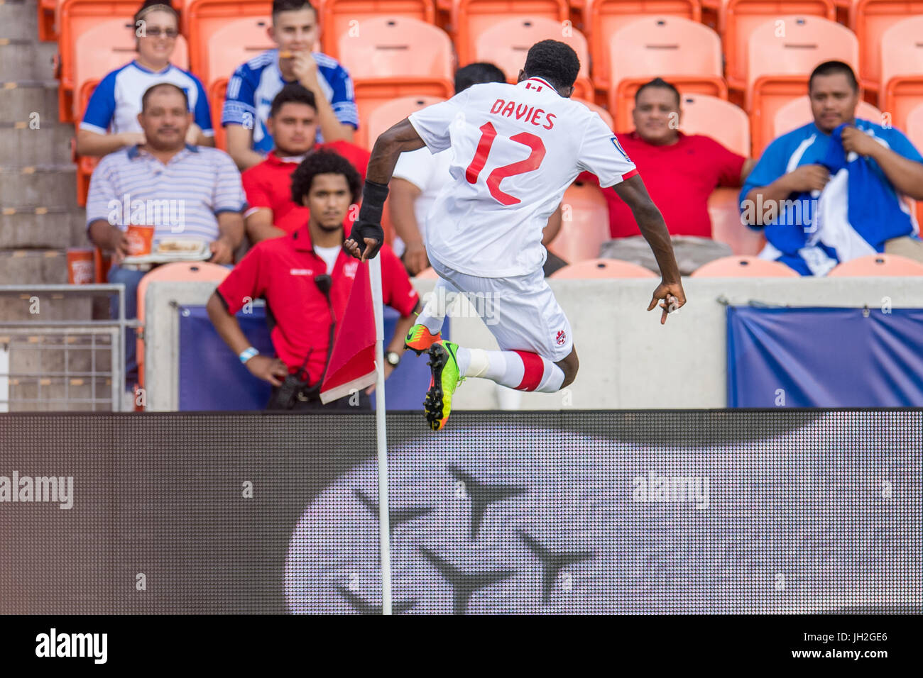 Alphonso davies canada hi-res stock photography and images - Alamy