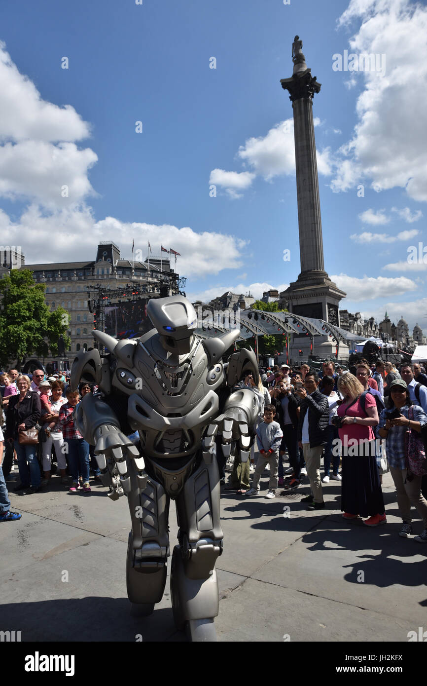 F1 live trafalgar square hi-res stock photography and images - Alamy