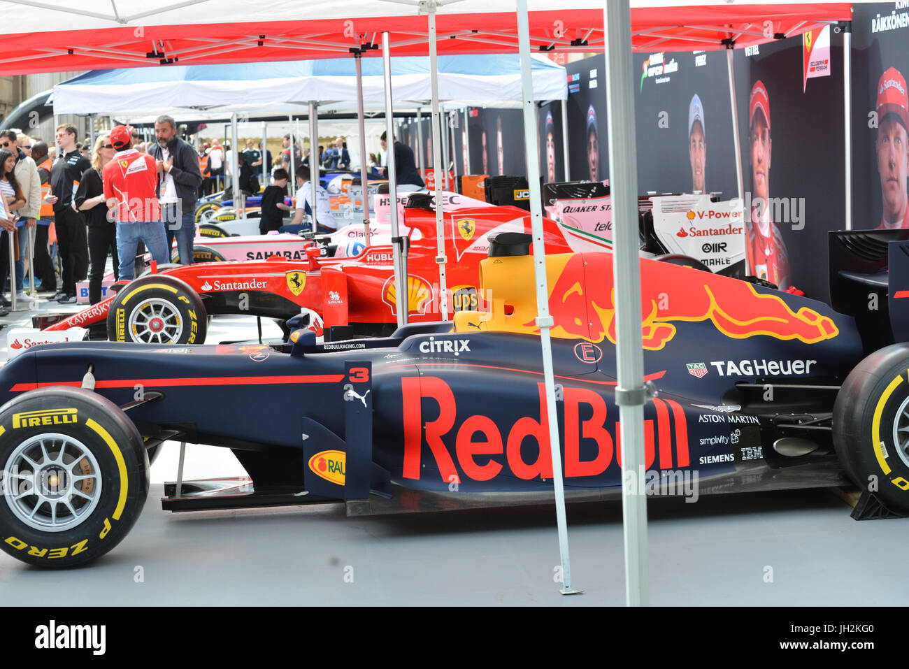 London, UK. 12th July 2017. Formula 1 Live London in Trafalgar Square ...