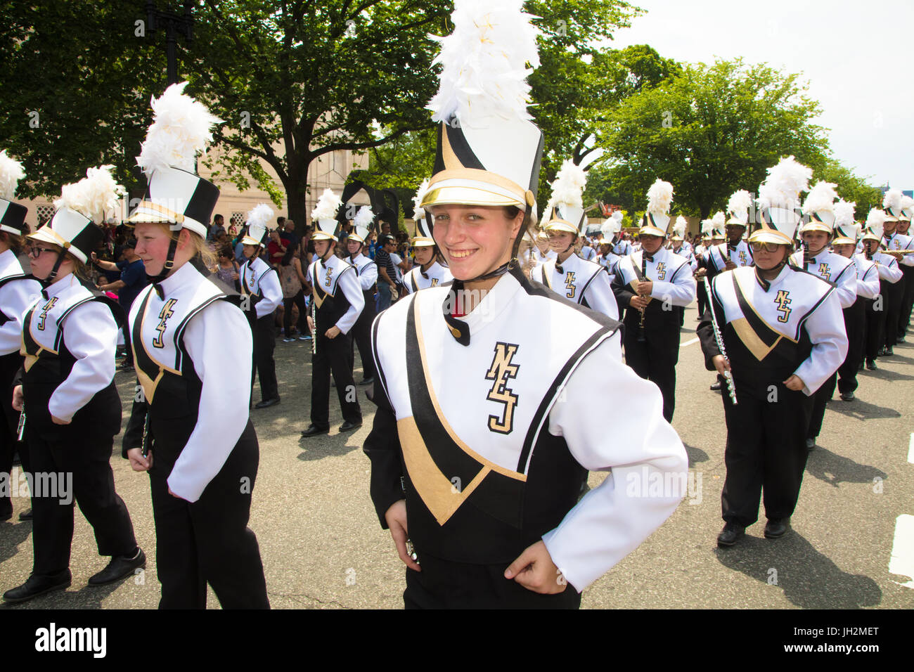 The Northeast Jones H.S. Tiger Pride Marching Band (Laurel, Miss ...