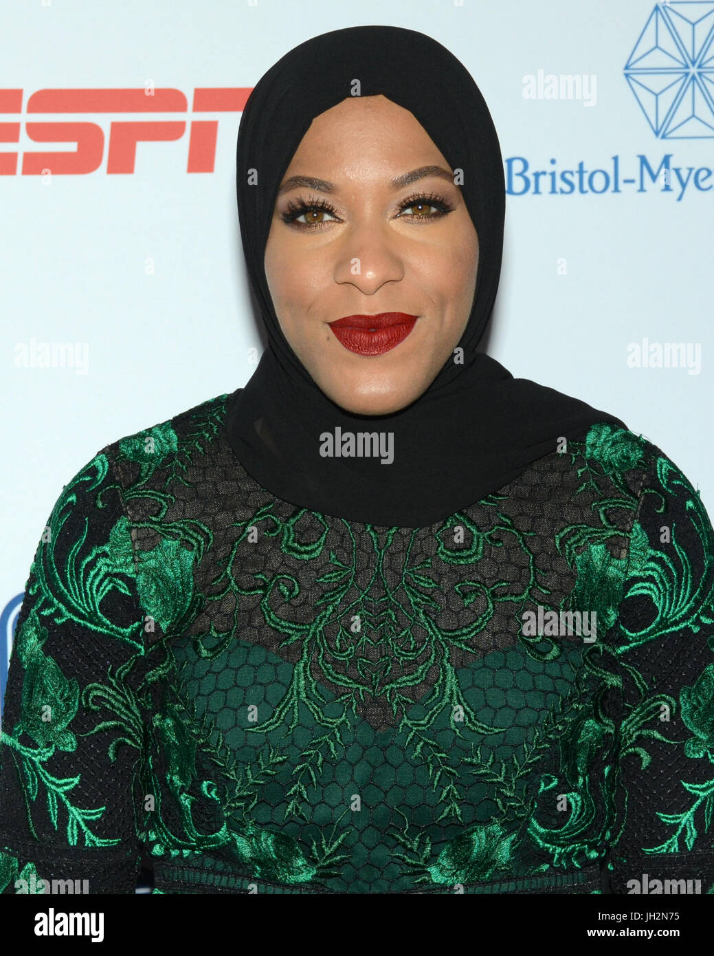 Ibtihaj Muhammad attends 3rd Annual Sports Humanitarian Year Awards LA ...