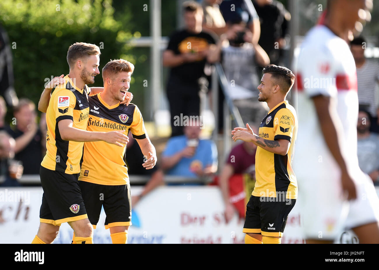 Dresden's Lucas Roser (left to right), Patrick Moschl and Sascha ...