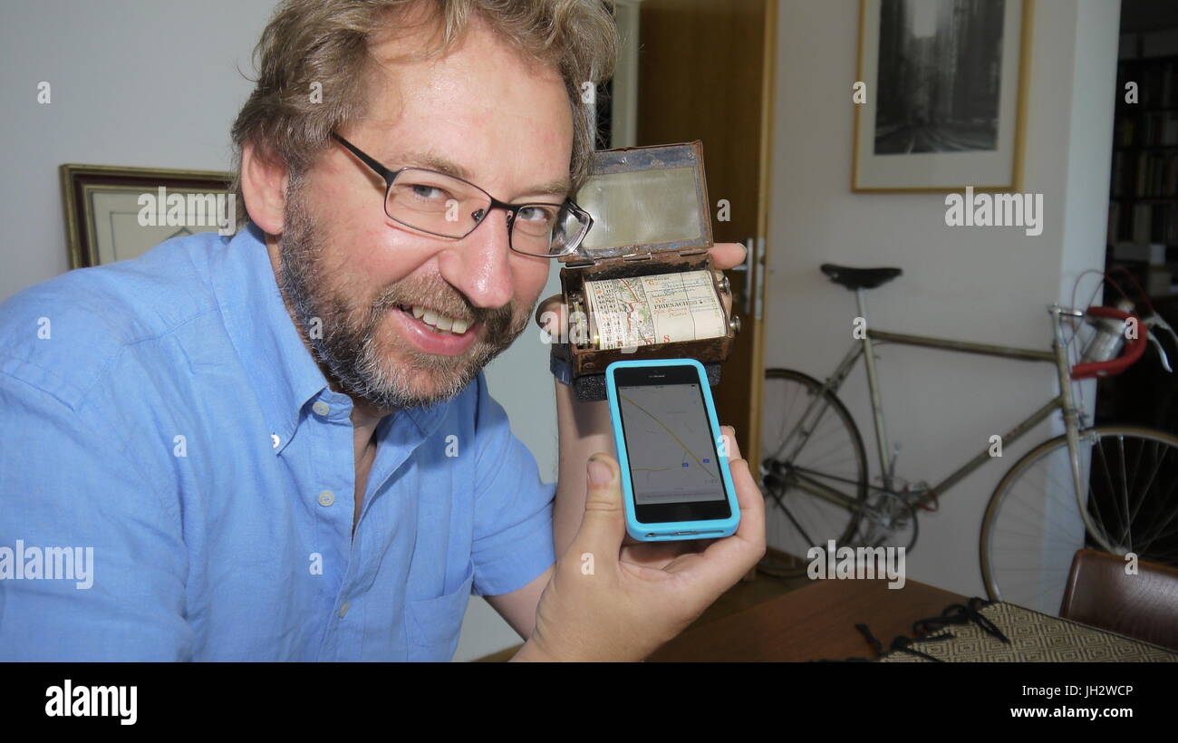 Current world map hi-res stock photography and images - Alamy