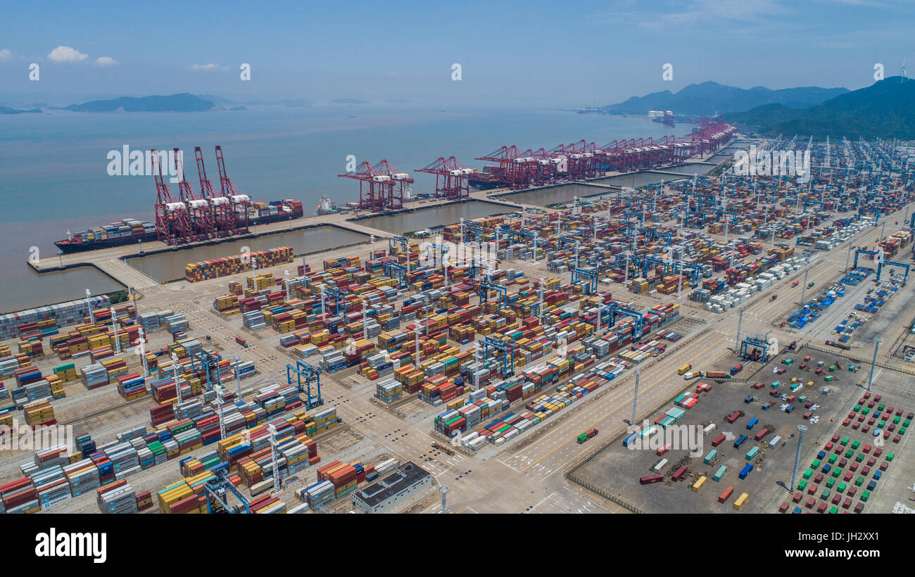 Ningbo zhoushan port hi-res stock photography and images - Alamy