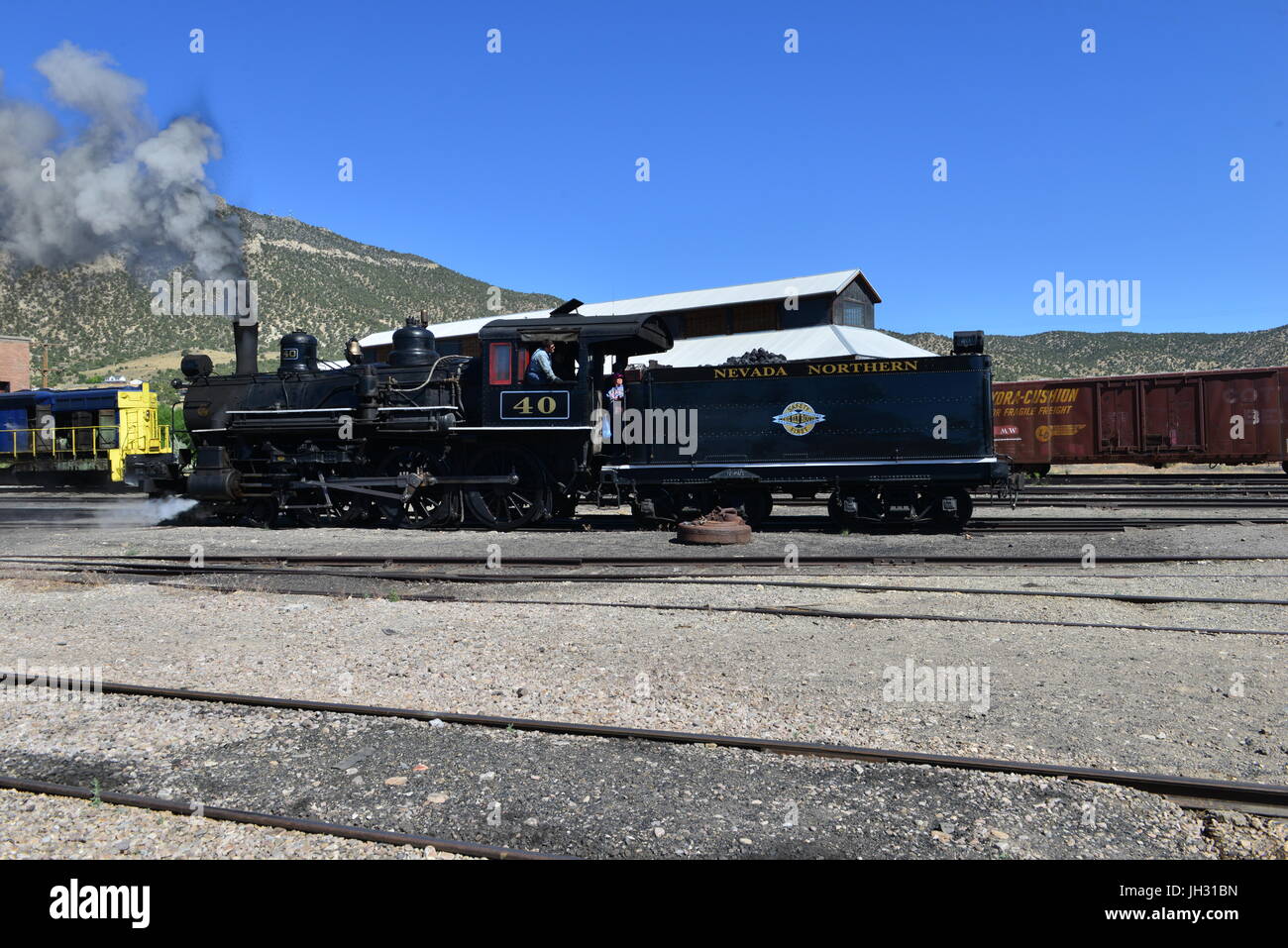 Heavy Shunting Locomotive Stock Photos & Heavy Shunting Locomotive ...