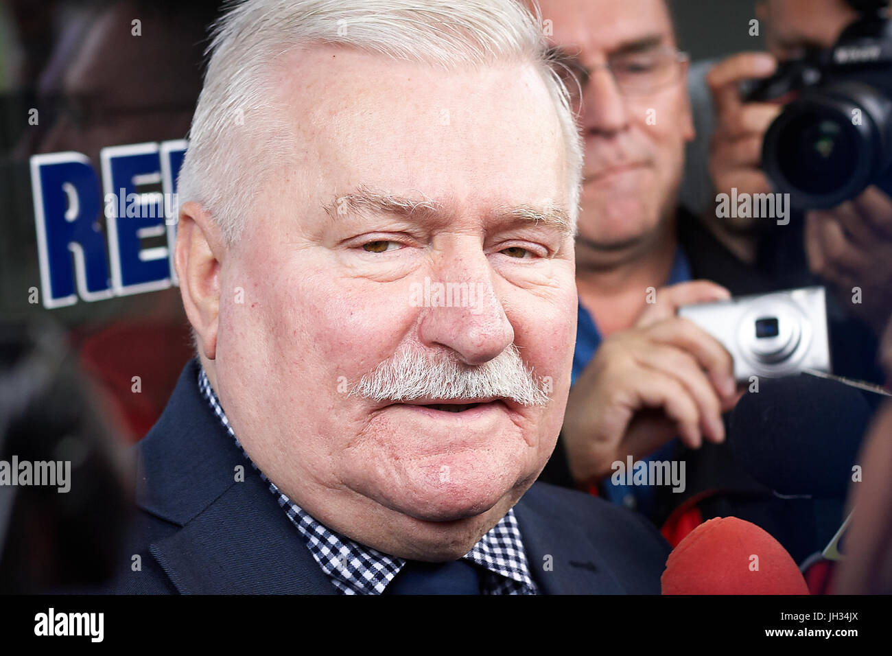 Lech walesa 1980 hi-res stock photography and images - Alamy