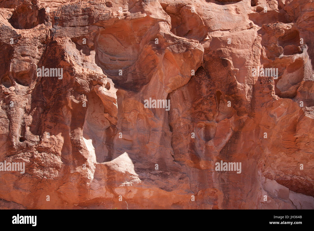Orange and red rocks and sand in the desert hi-res stock photography ...