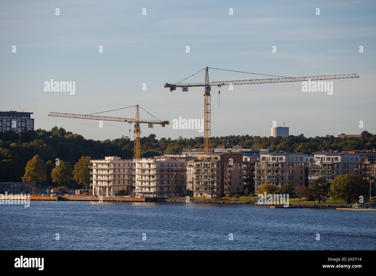Final stages of construction to exterior hi-res stock photography and ...