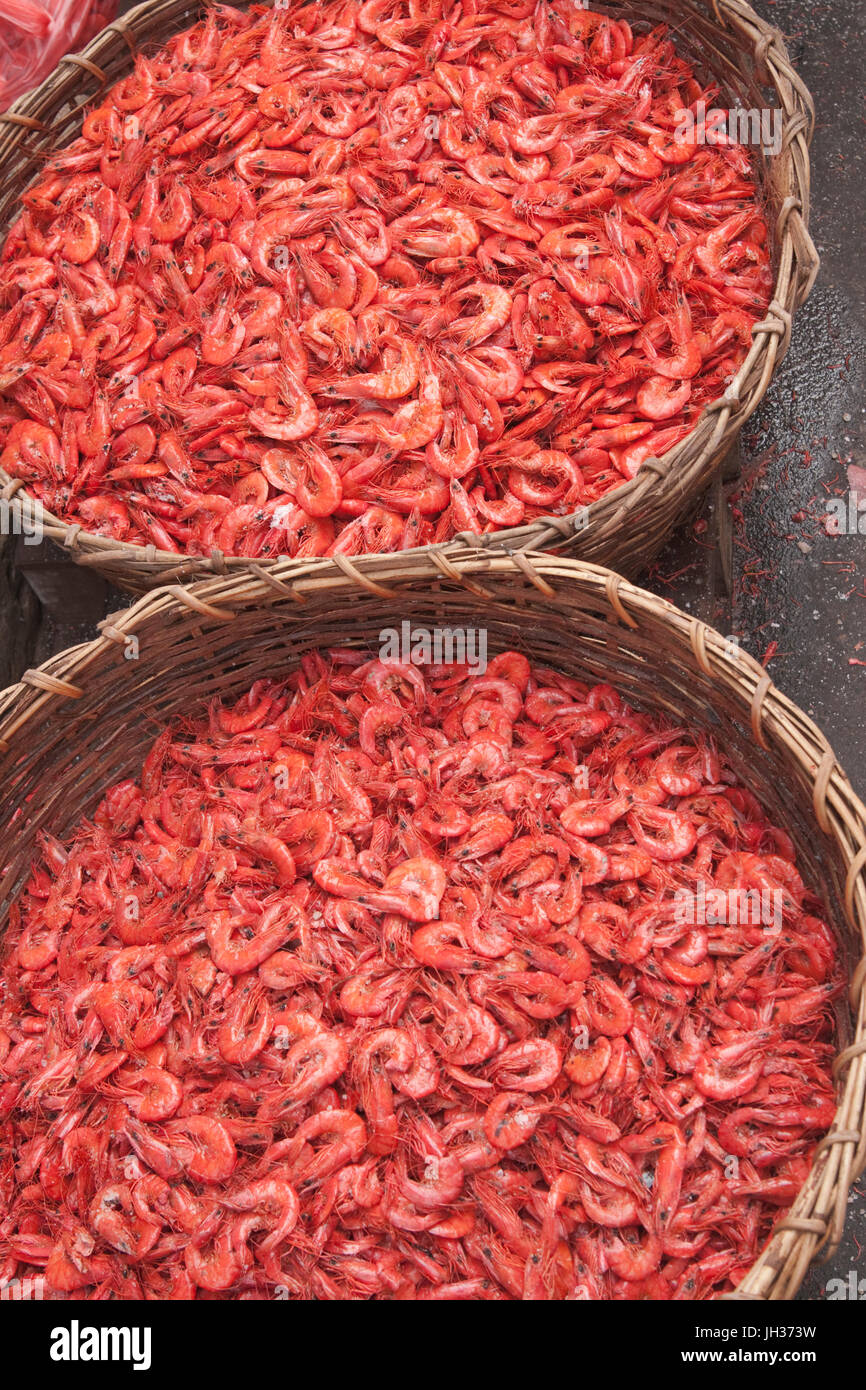 Prawn baskets hi-res stock photography and images - Alamy